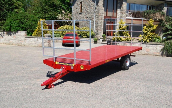 Marshall Trailers - Agricultural Flat / Bale trailers: BC/18