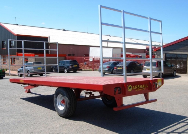 Marshall Trailers - Agricultural Flat / Bale trailers: BC/18